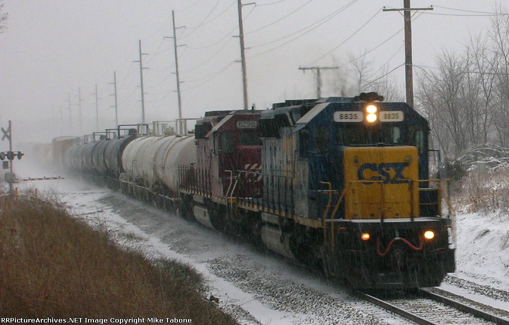 CSX 8835